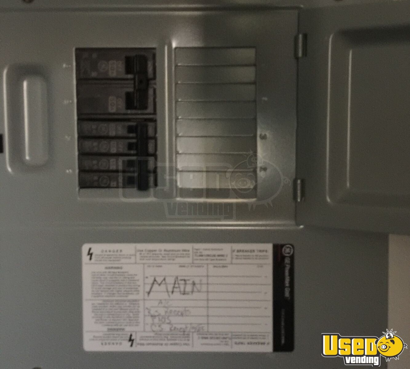 Mobile Fashion Boutique | Retail Trailer for Sale in Illinois